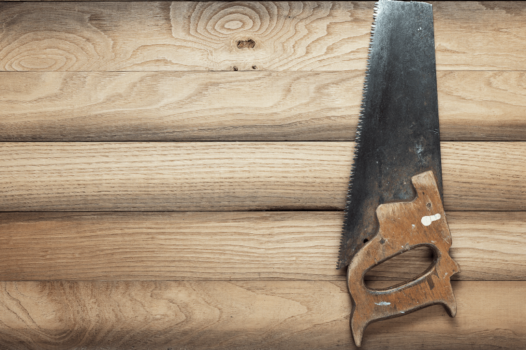 Das Holz Sägen nach der Trauung und andere Bräuche - Hochzeits Manufaktur